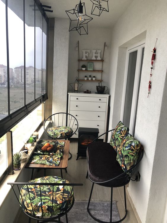 Muebles para Balcones: Cómo Elegir los Mejores para tu Espacio al Aire ...